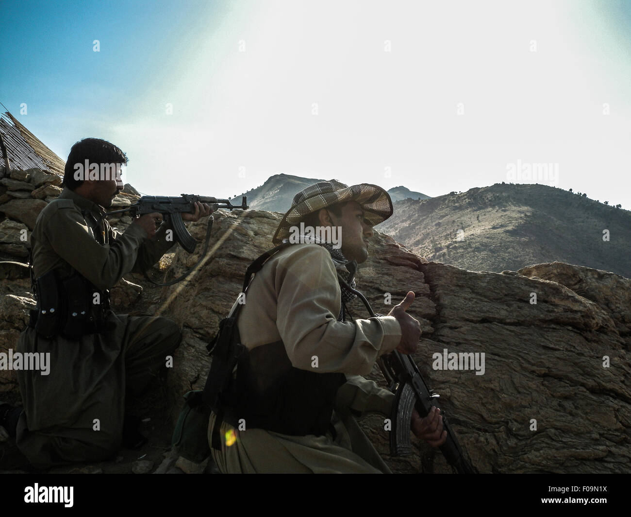 Entrenamiento militar a militar hi-res stock photography and images - Alamy