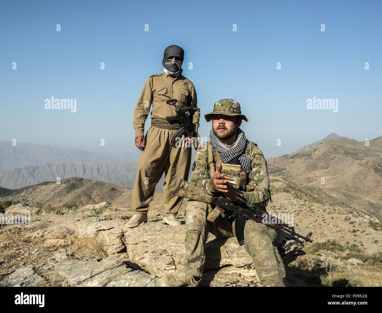 Entrenamiento militar a militar hi-res stock photography and images - Alamy