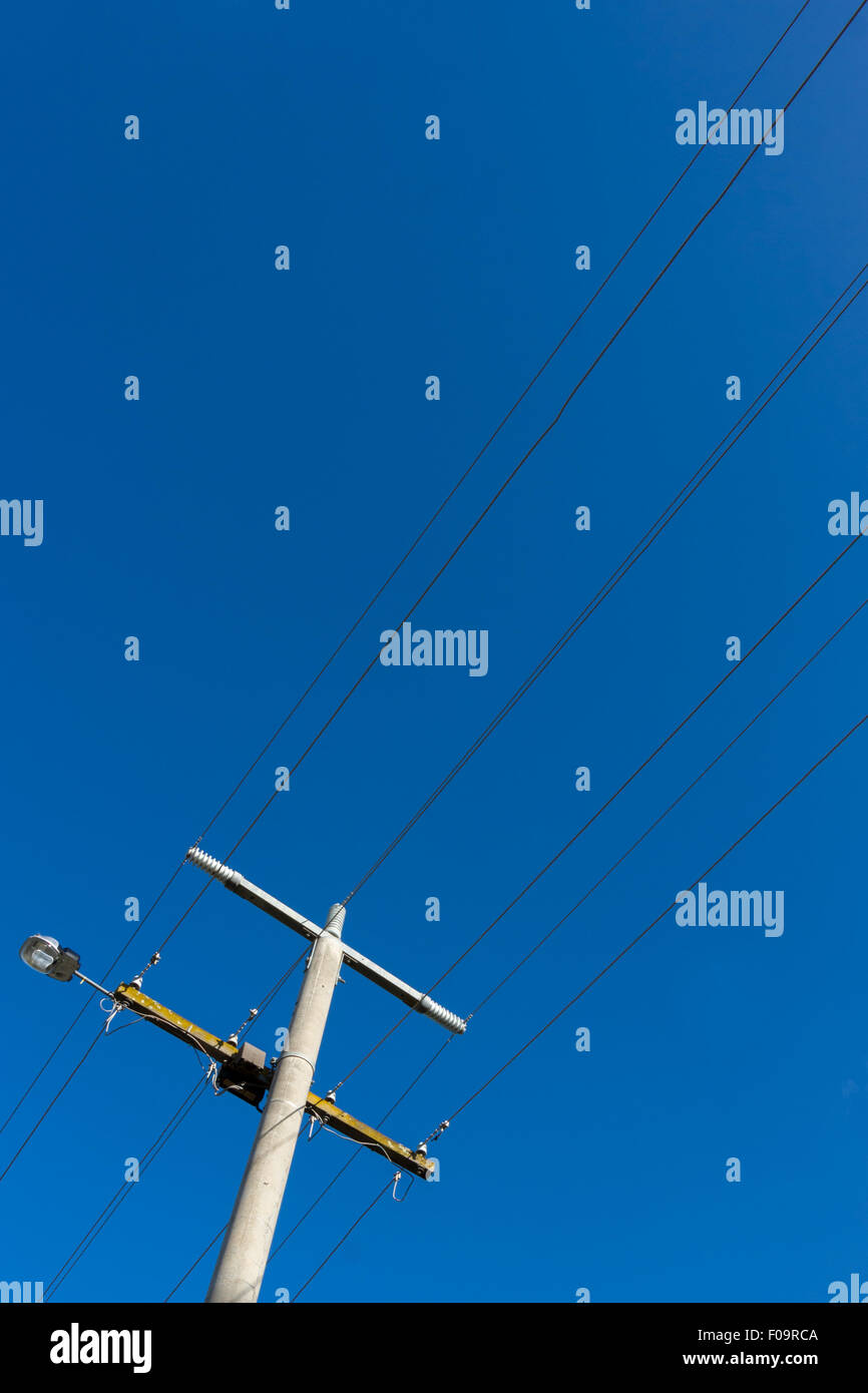 Powerline utility hi-res stock photography and images - Alamy