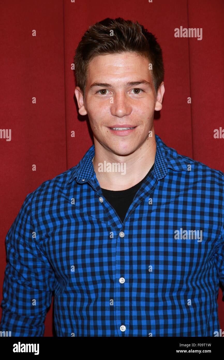 Opening night party for Afghanistan, Zimbabwe, America, Kuwait at the ...