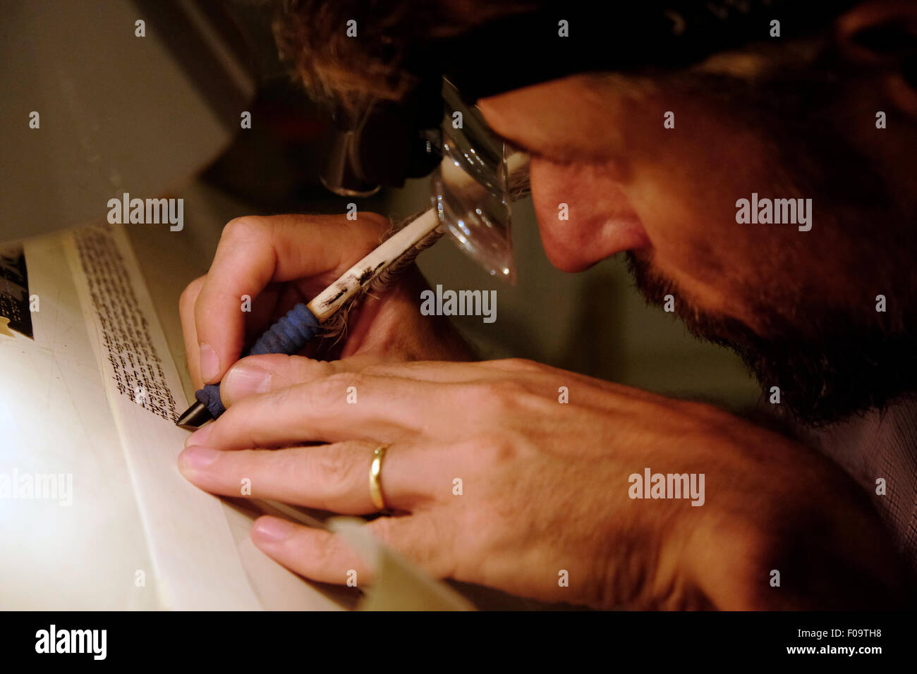 Hebrew alphabet letters hi-res stock photography and images - Alamy