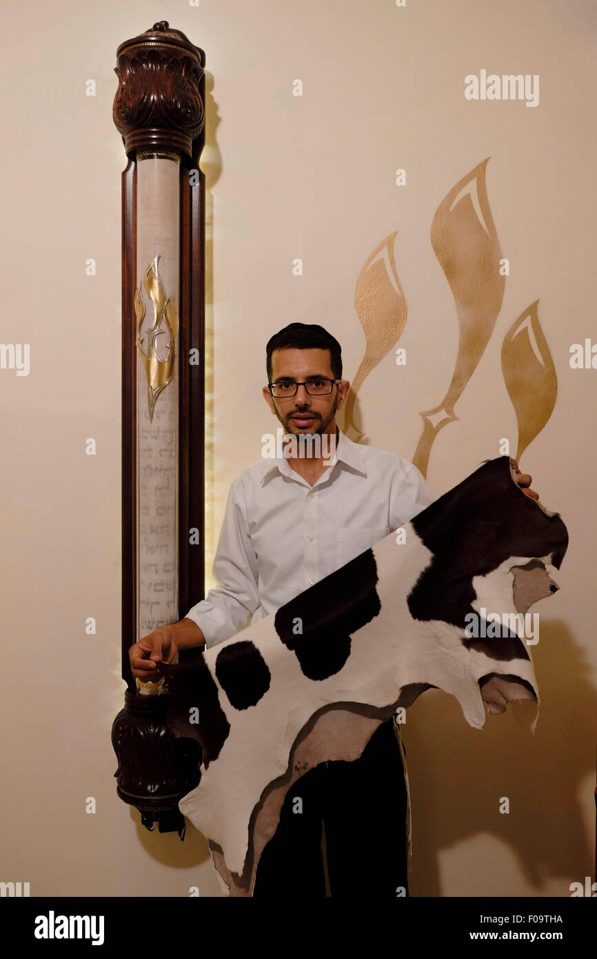 Shema prayer hi-res stock photography and images - Alamy