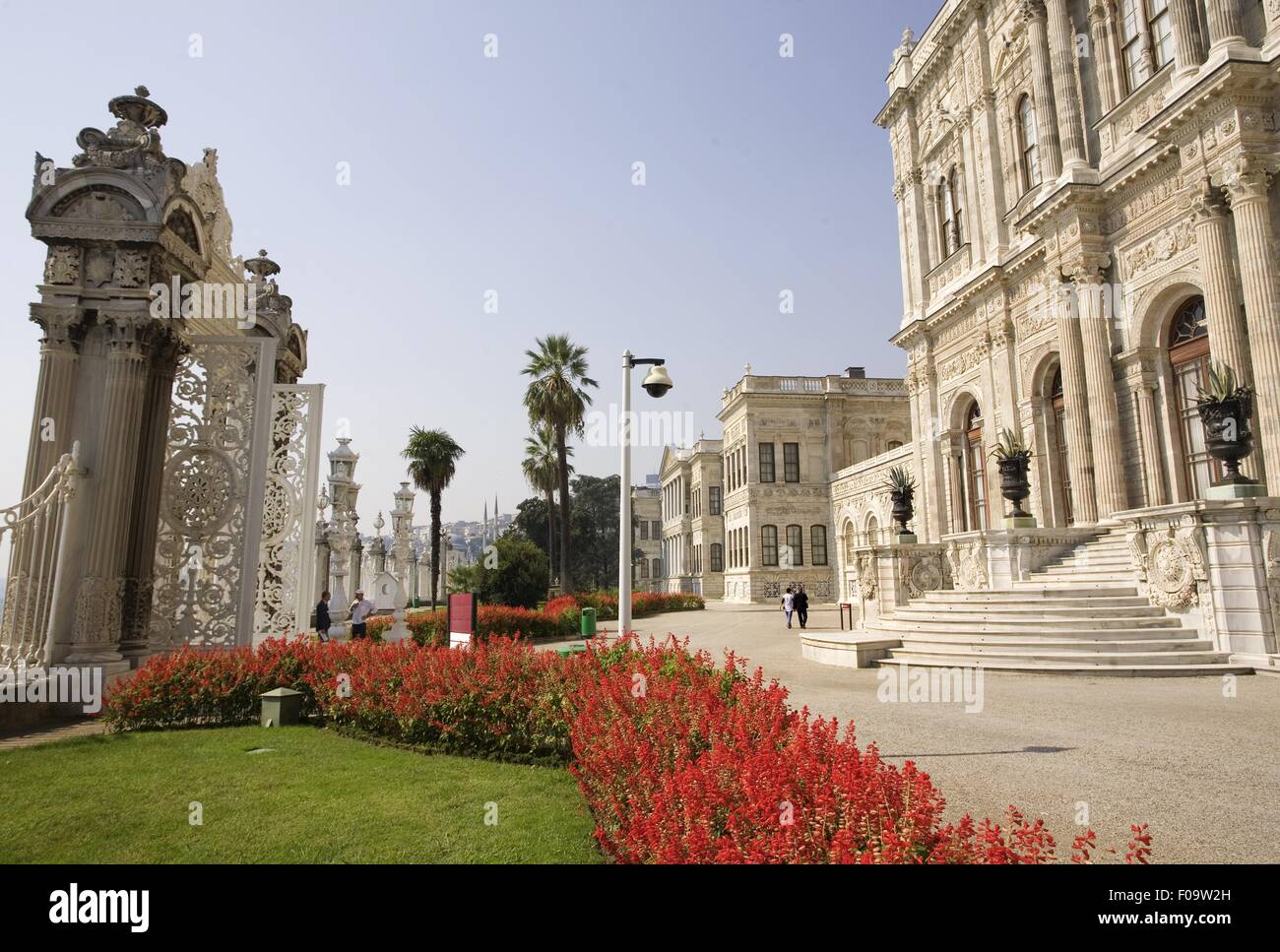 Dolmabahce palace istanbul staircase hi-res stock photography and ...