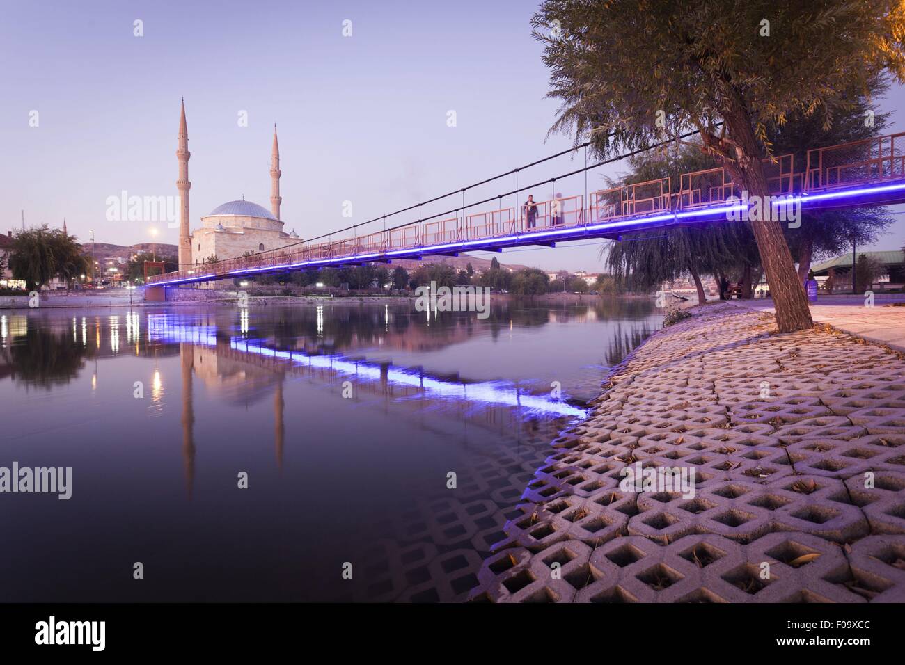 Mosque at Kizilirmak Red River with bridge, Avanos, Anatolia, Turkey ...