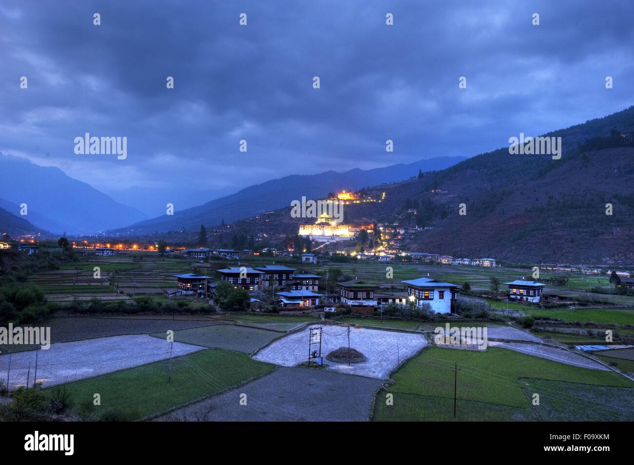 Bhutan Tourist Attractions High Resolution Stock Photography and Images ...