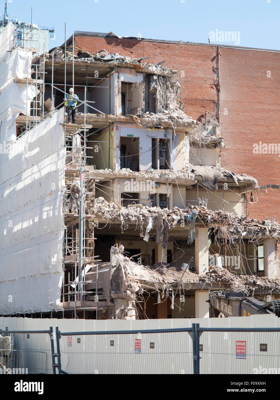 Building controlled demolition hi-res stock photography and images - Alamy