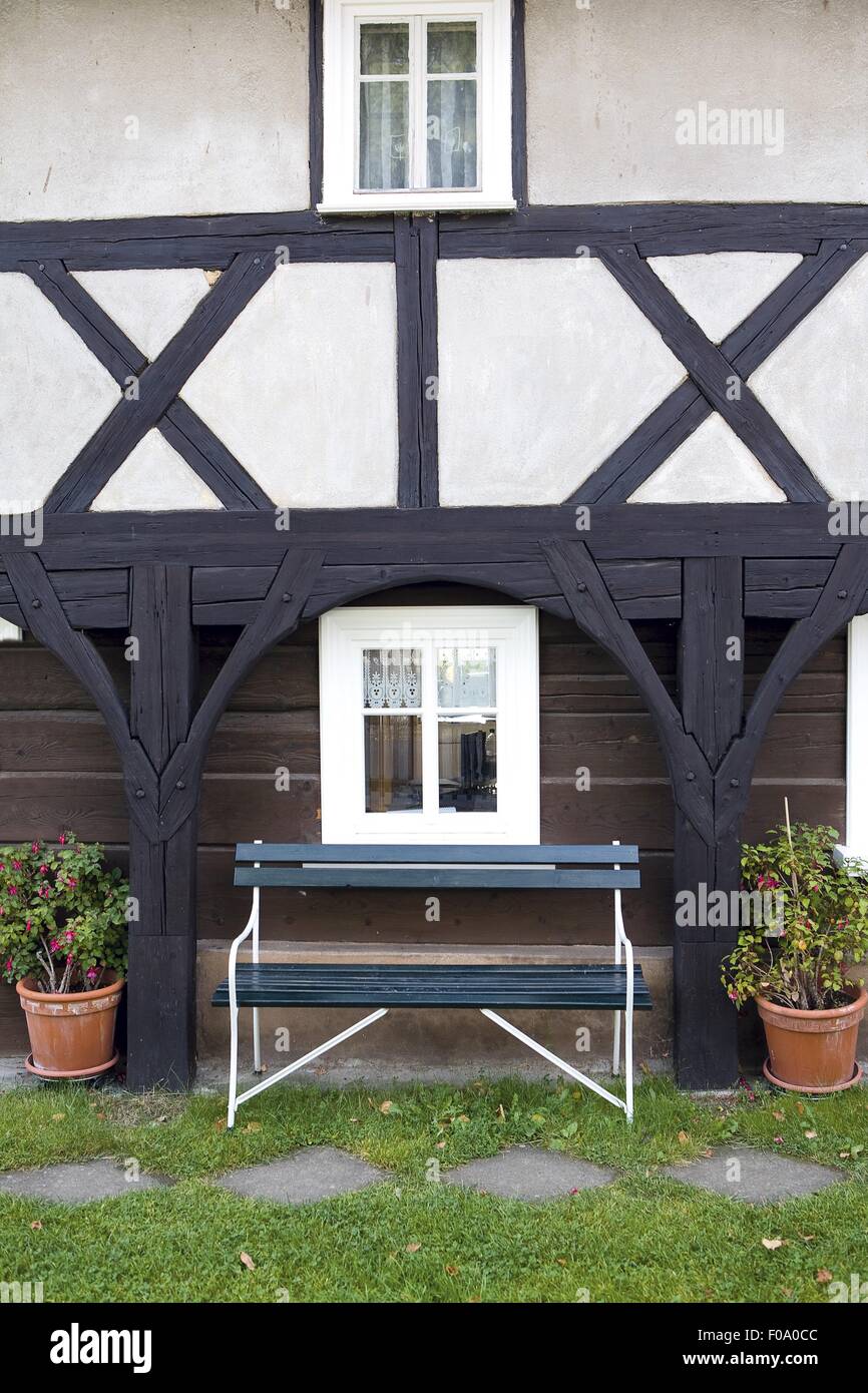 Half bench hi-res stock photography and images - Alamy