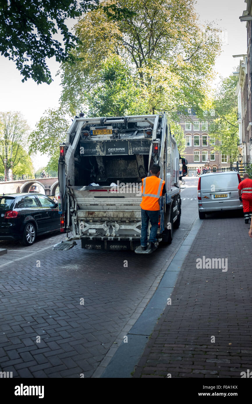 Refuse rubbish collection truck hi-res stock photography and images - Alamy