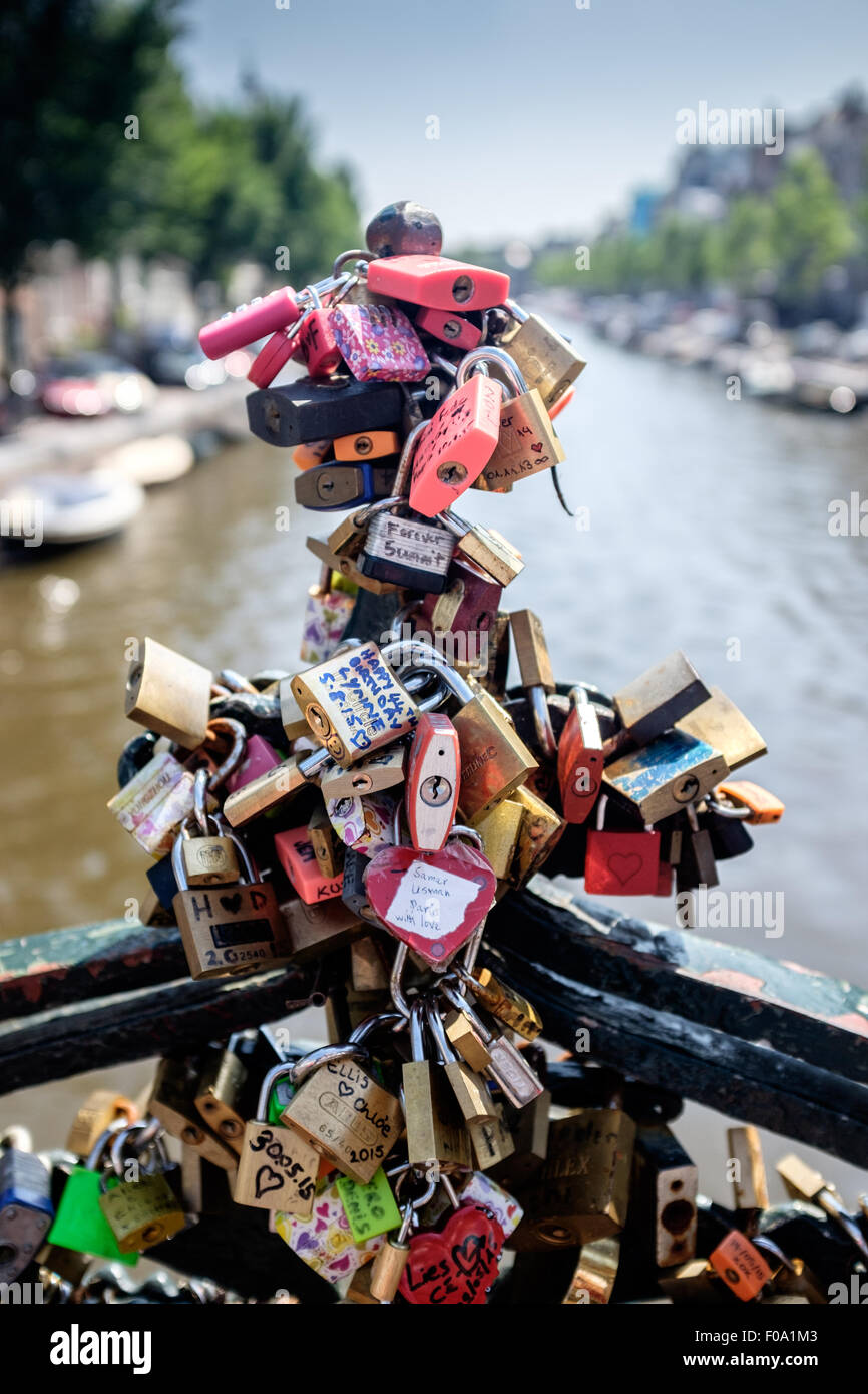 Canal view in Amsterdam city centre, Holland Stock Photo - Alamy