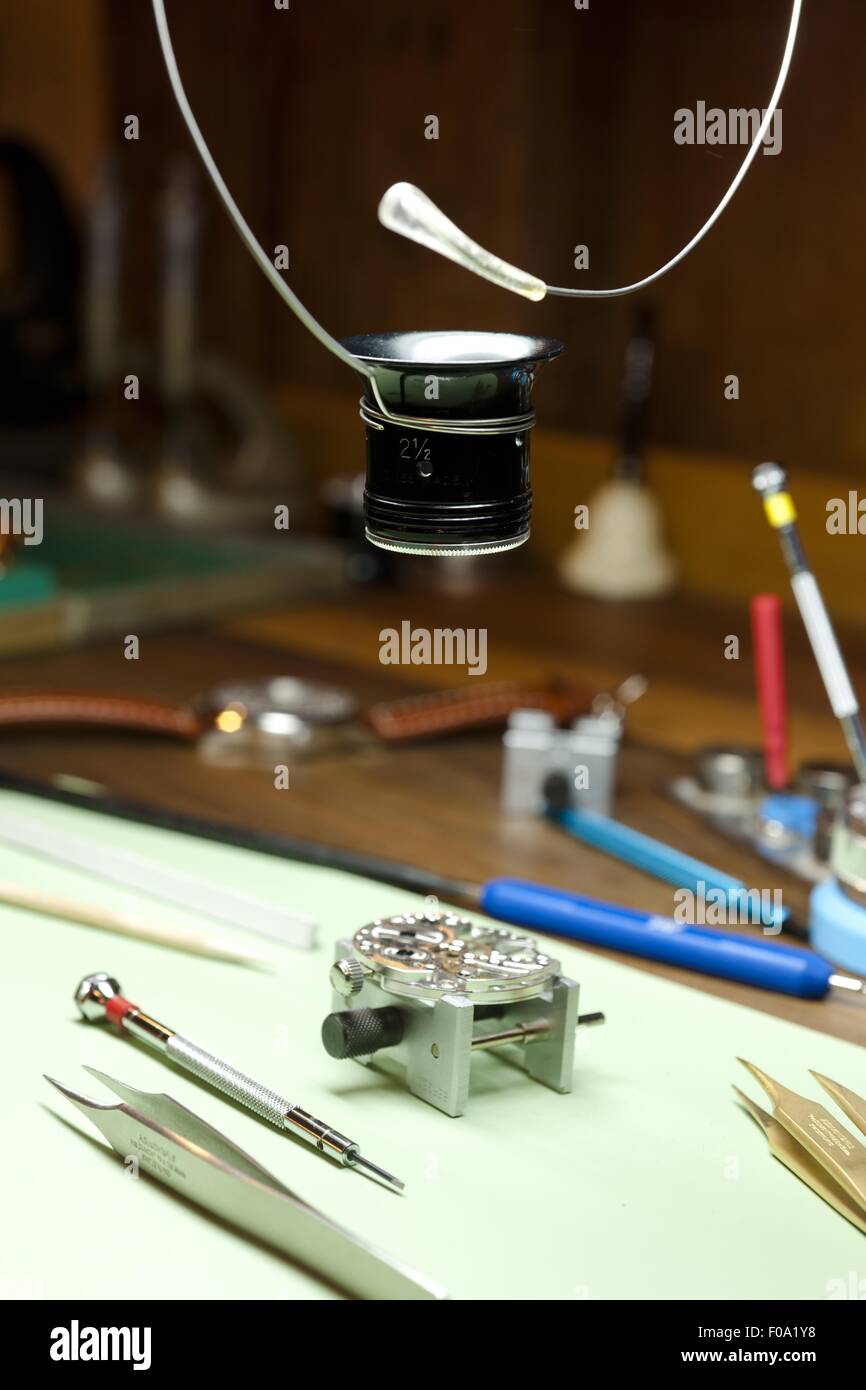 Hand made instruments hi-res stock photography and images - Alamy