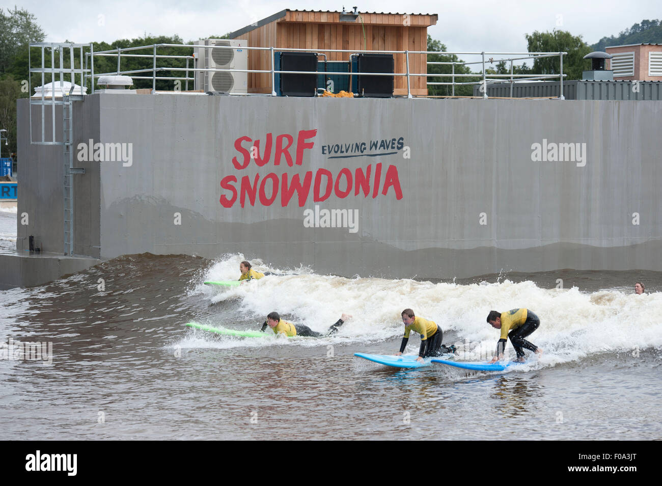 Surf snowdonia hi-res stock photography and images - Alamy