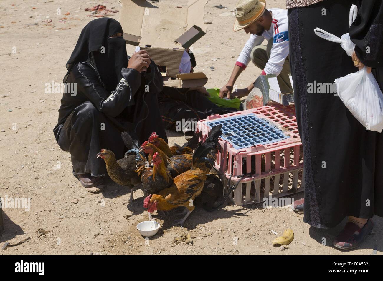 People at Bedouin market in Negev, Beersheba, Israel Stock Photo - Alamy