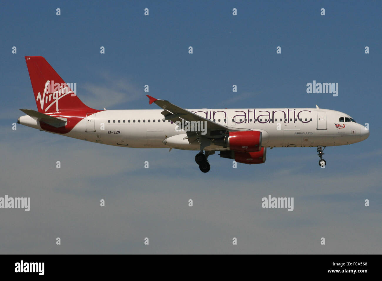 virgin atlantic little red a320 Stock Photo - Alamy