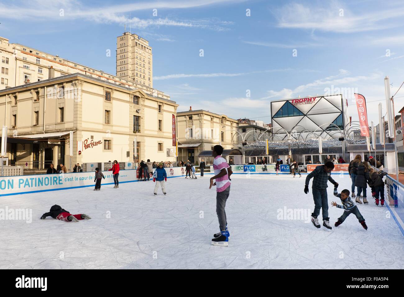 Children skating lake hi-res stock photography and images - Alamy