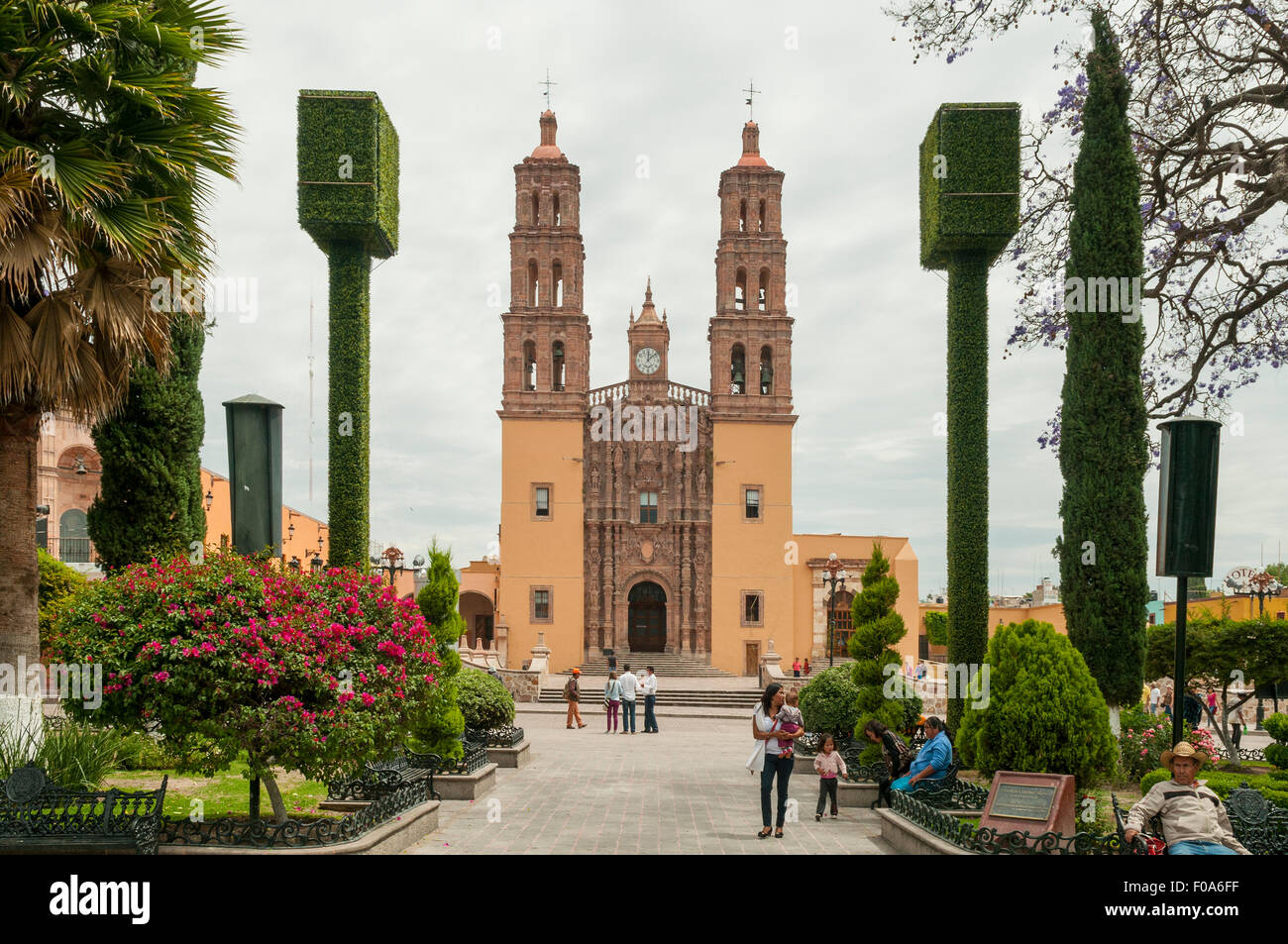 Parroquia de Nuestra Senora de los Dolores, Dolores Hidalgo, Mexico ... Parroquia de Nuestra Senora de los Dolores, Dolores Hidalgo, Mexico ...