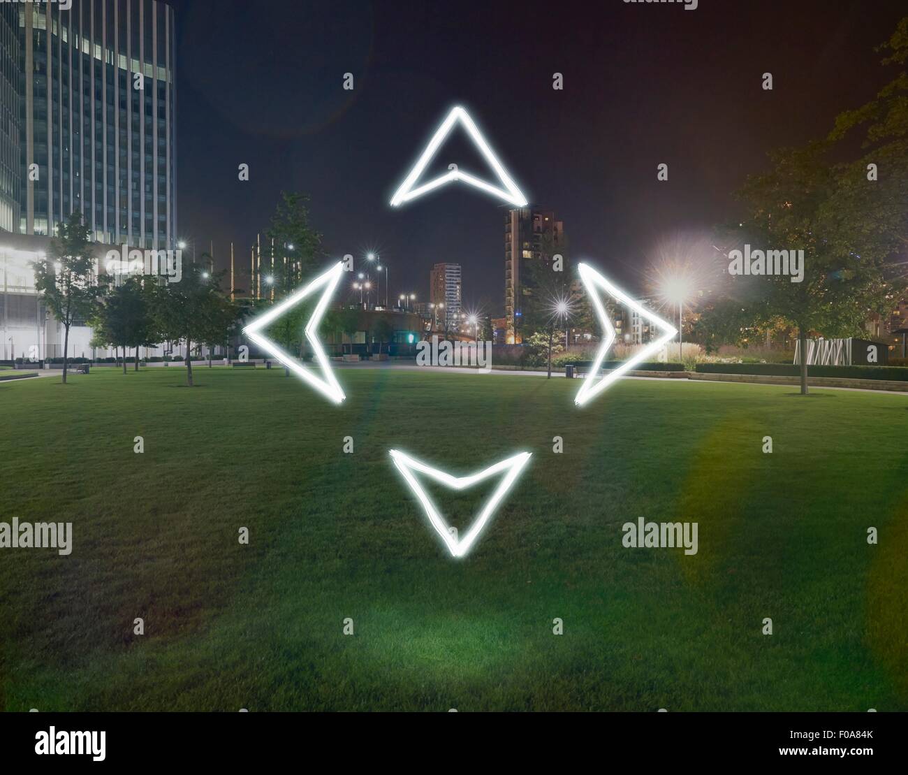 Arrows pointing direction hi-res stock photography and images - Alamy