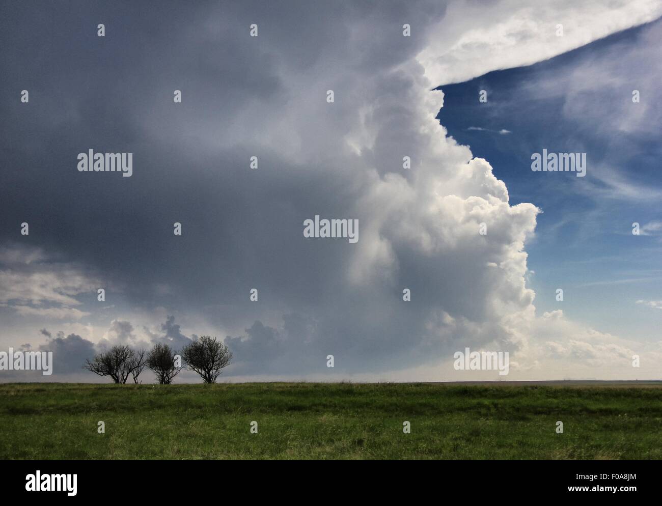 Supercell hi-res stock photography and images - Alamy