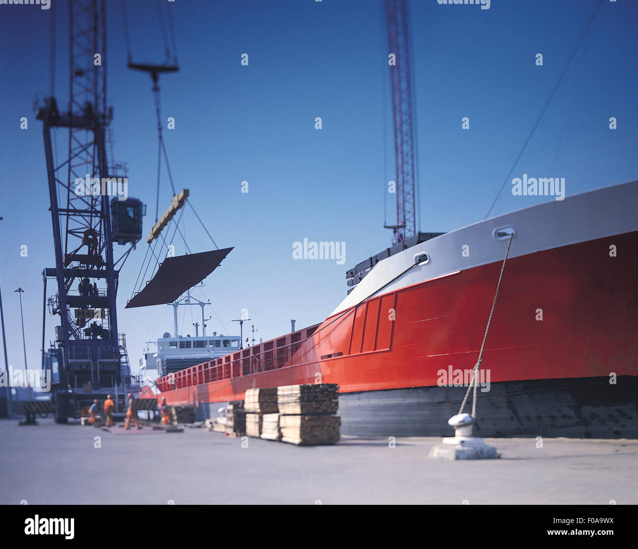 Stevedores hi-res stock photography and images - Alamy