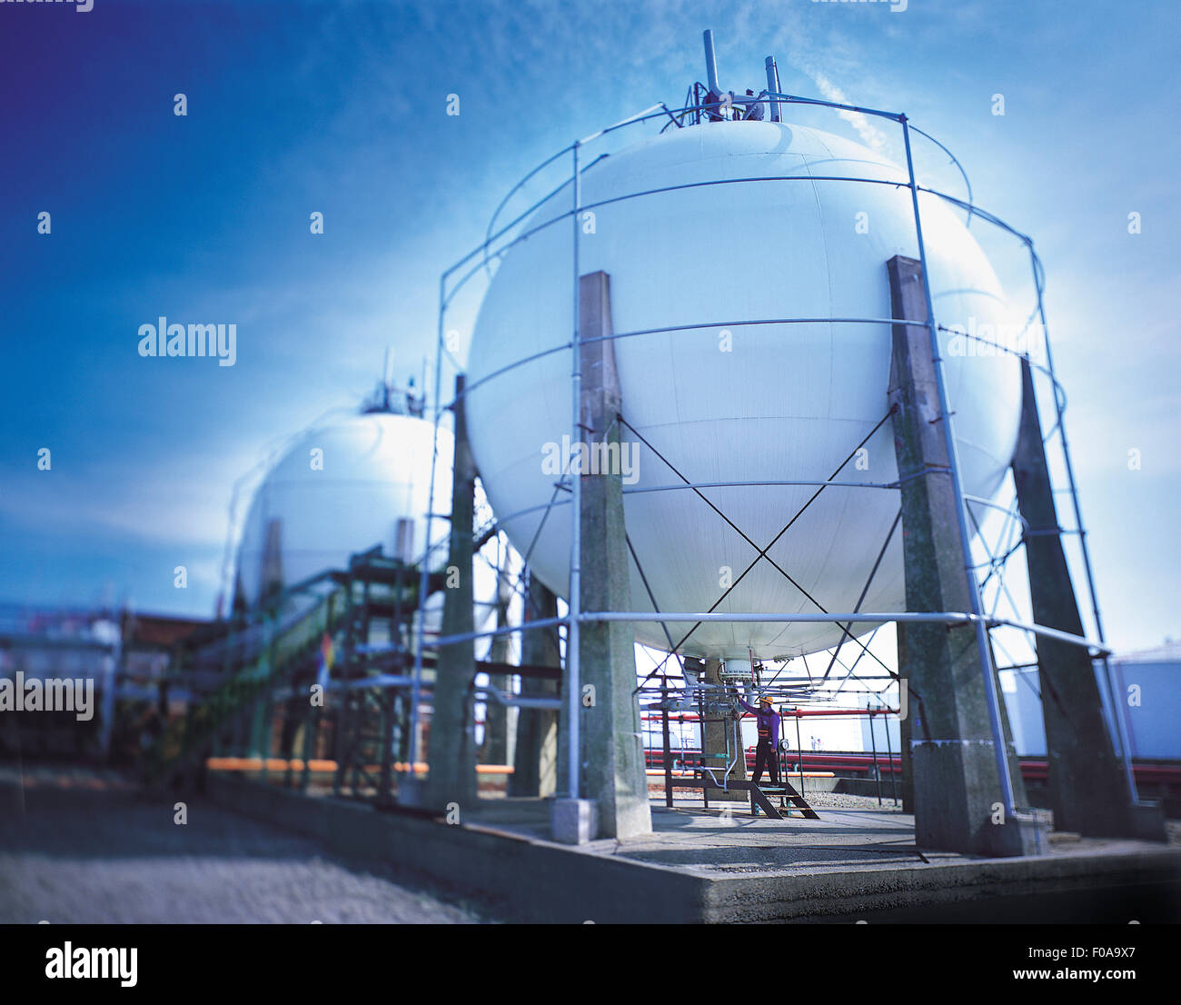 Storage gas hi-res stock photography and images - Alamy