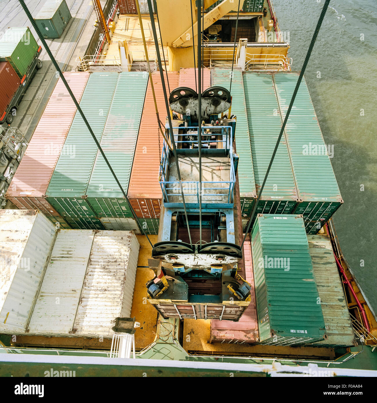 Loading container crane port hi-res stock photography and images - Alamy