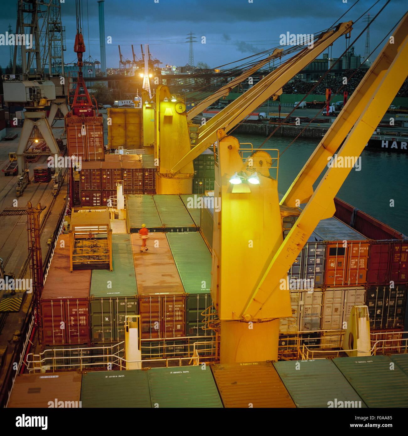 Container ship in port hi-res stock photography and images - Alamy