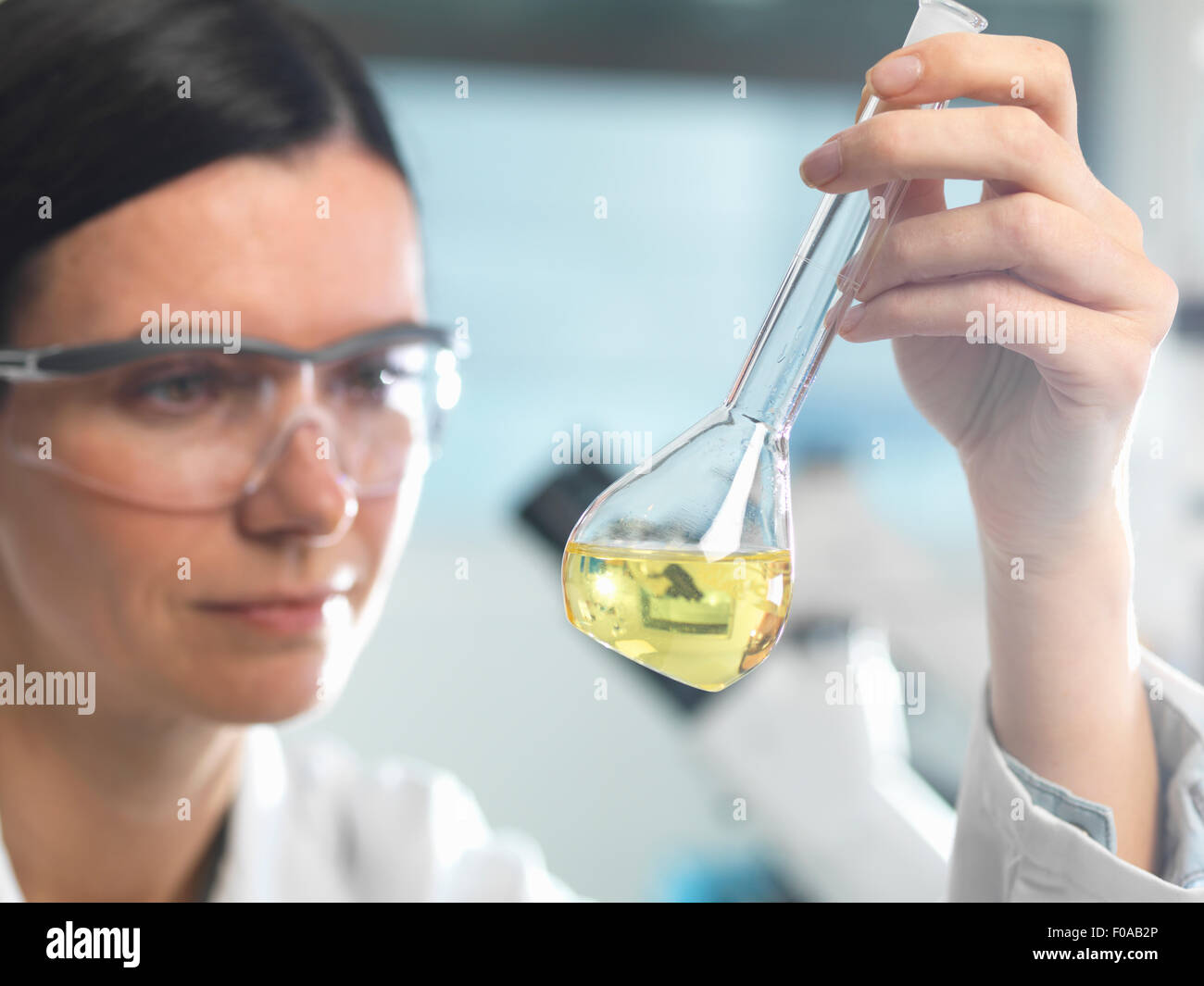 Research solution hi-res stock photography and images - Alamy