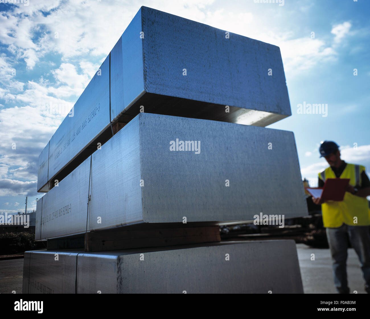 Aluminium blocks hi-res stock photography and images - Alamy