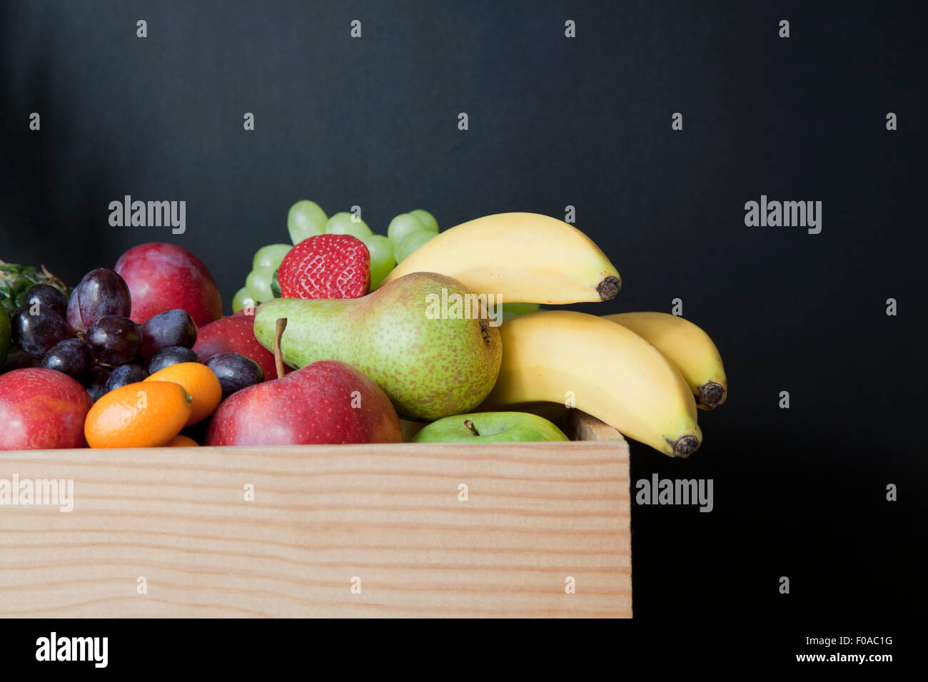 Box fresh mixed fruit hi-res stock photography and images - Alamy