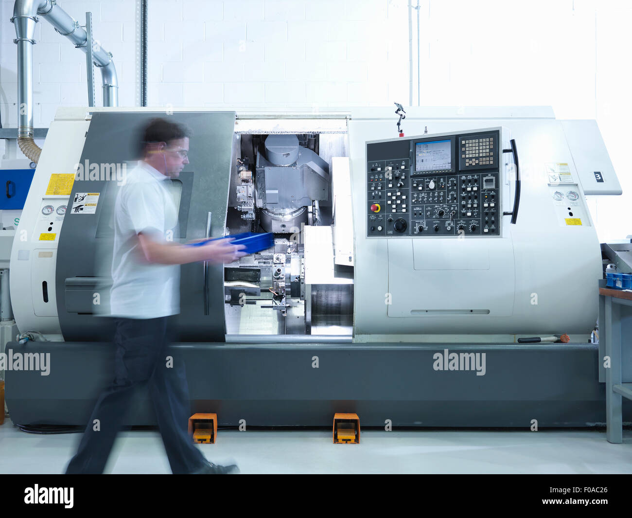 Engineer cnc hi-res stock photography and images - Alamy