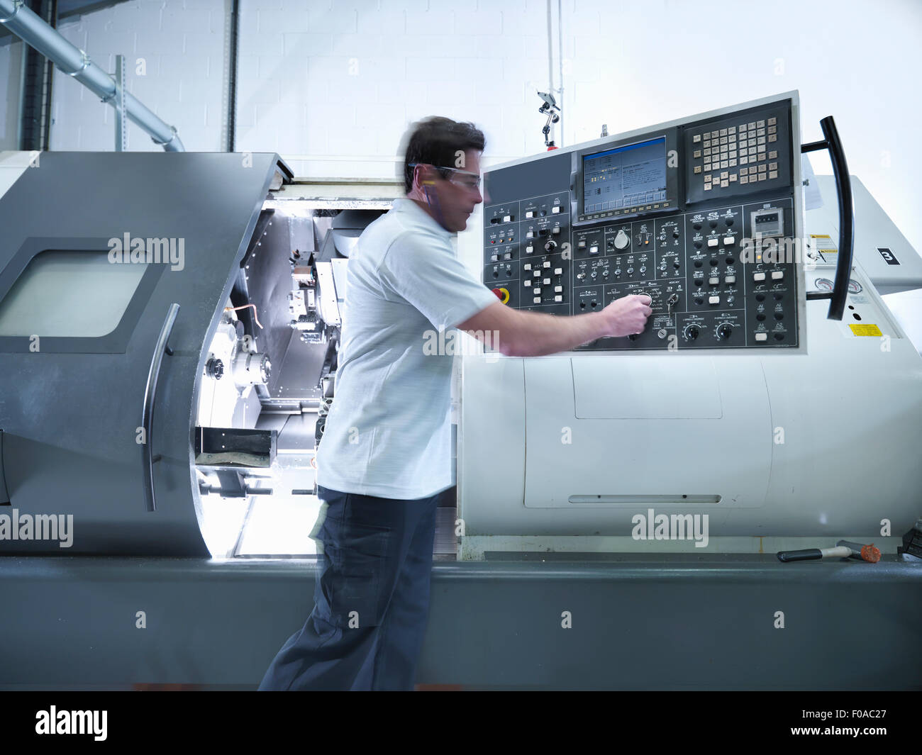 Engineer cnc hi-res stock photography and images - Alamy