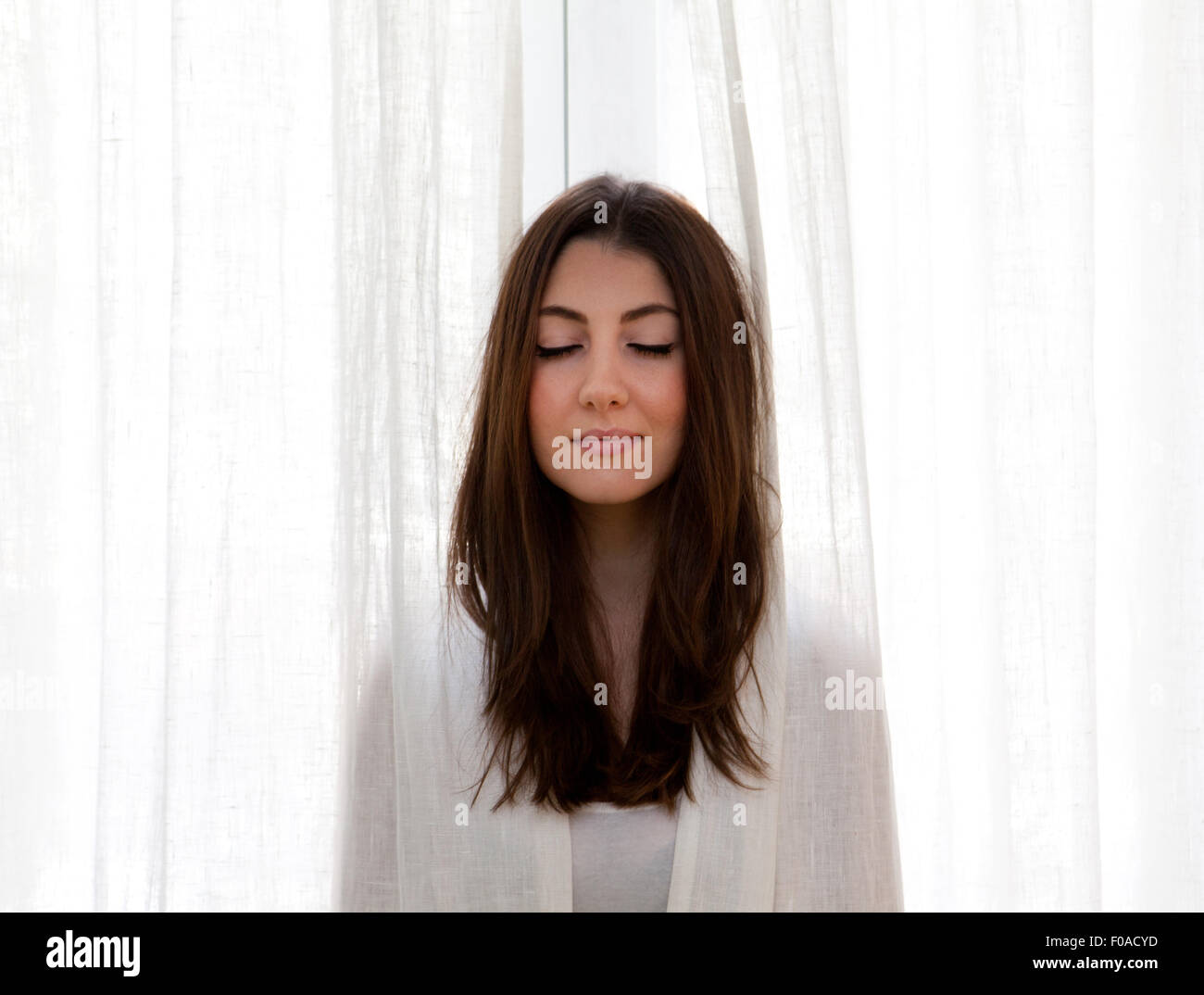 Head poking hi-res stock photography and images - Alamy