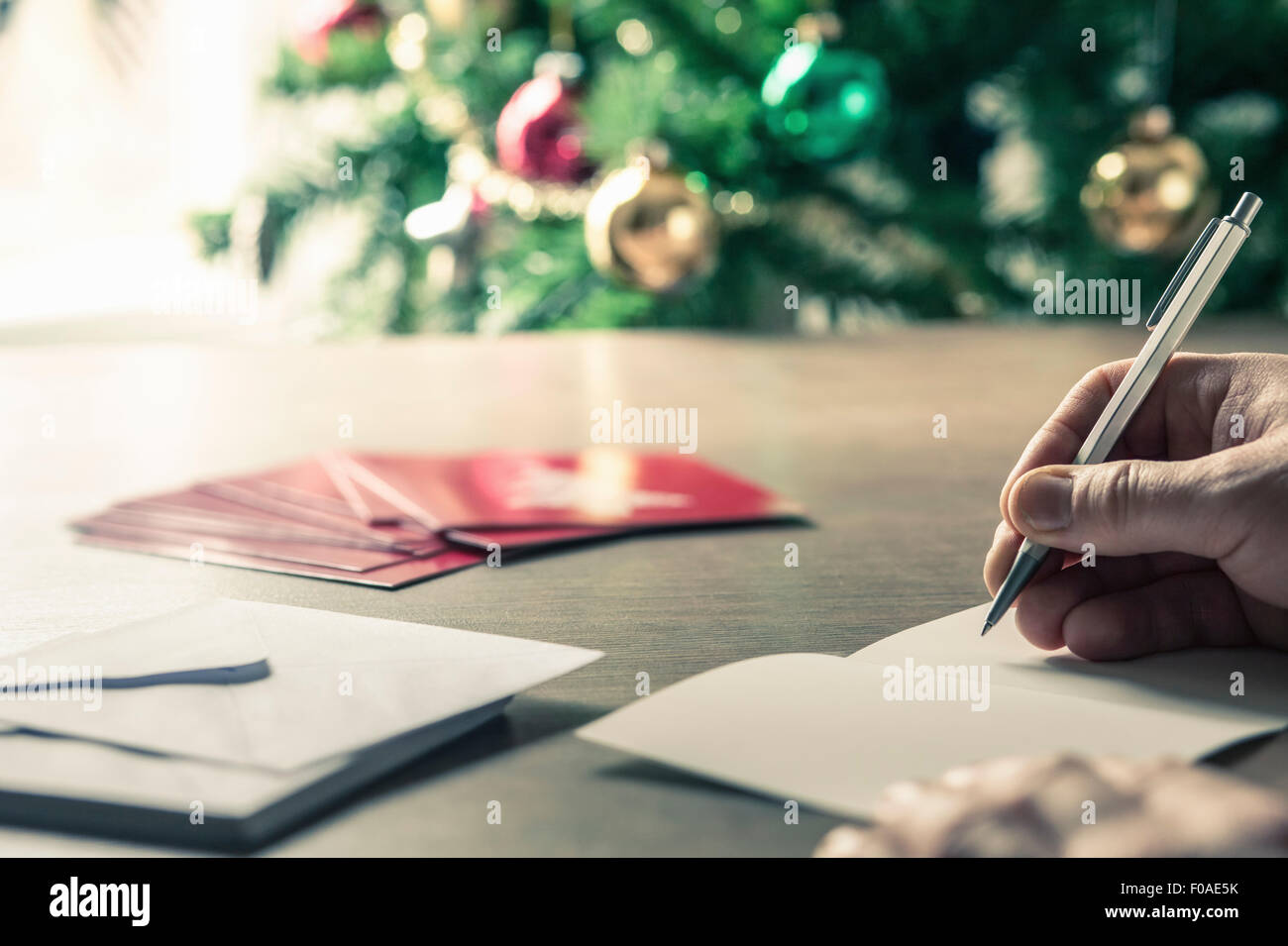 Networking cards hi-res stock photography and images - Alamy