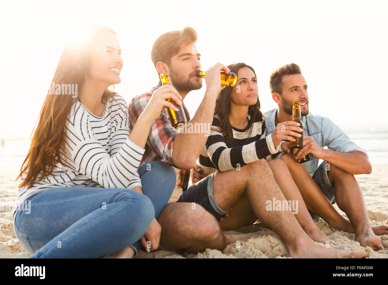 Having a beer with friends hi-res stock photography and images - Alamy