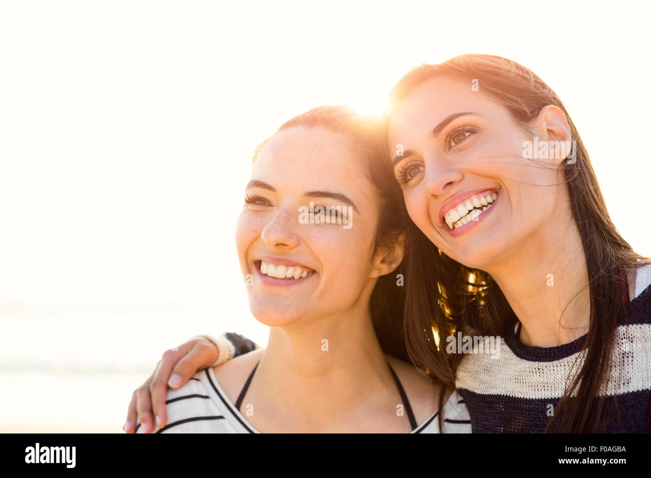 Best friends girls hi-res stock photography and images - Alamy