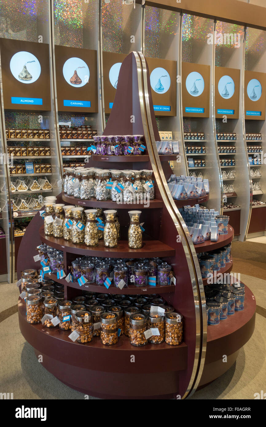 Hersheys kisses chocolate display hi-res stock photography and images ...