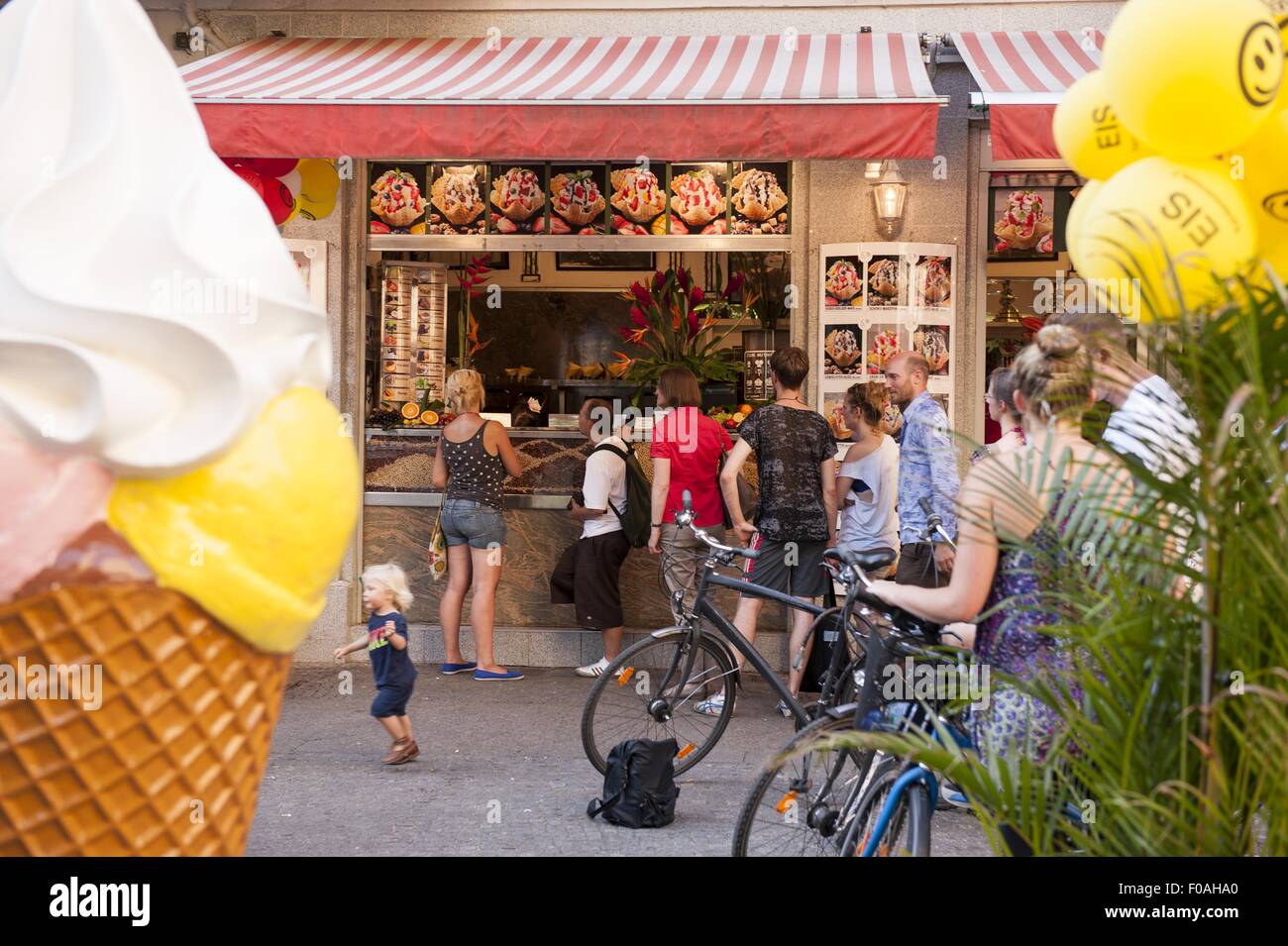 Ice Cream Shop Germany High Resolution Stock Photography and Images - Alamy