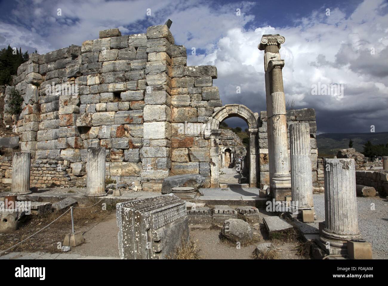 Stone arcs ruins ancient izmir hi-res stock photography and images - Alamy