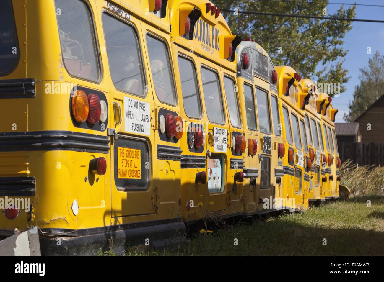 Old school buses hi-res stock photography and images - Alamy
