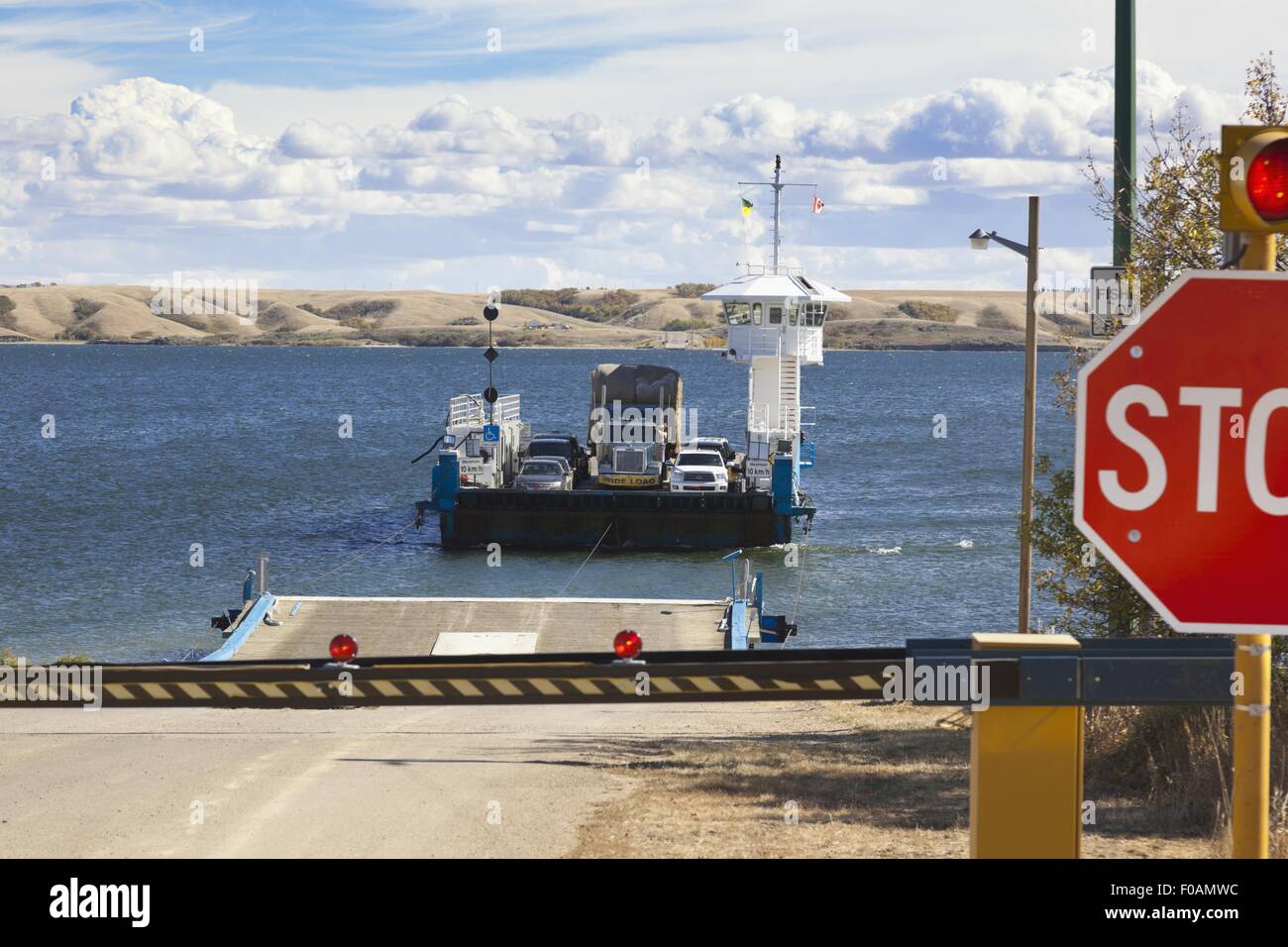 Saskatchewan road car hi-res stock photography and images - Alamy