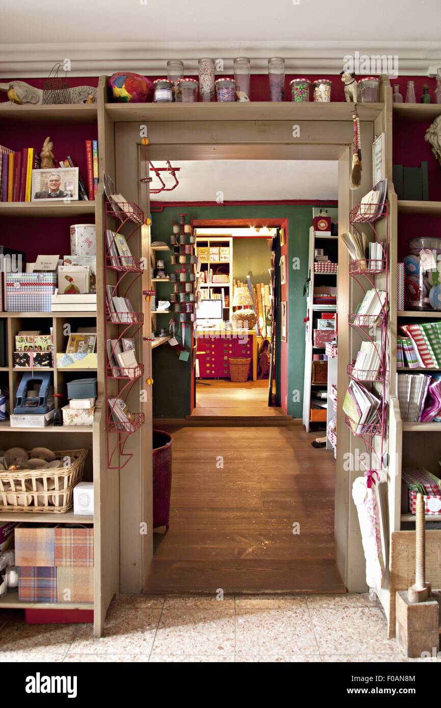 View of room, library, studio, shelves, timber and books Stock Photo ...