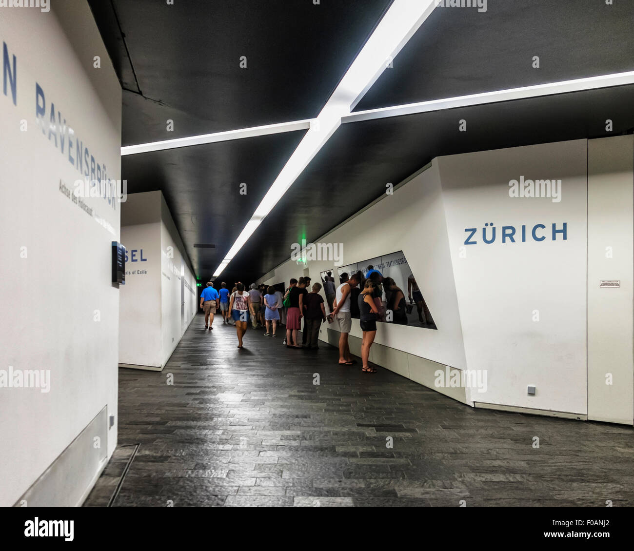 Berlin Jewish Museum Jüdisches Museum New Building interior - People ...