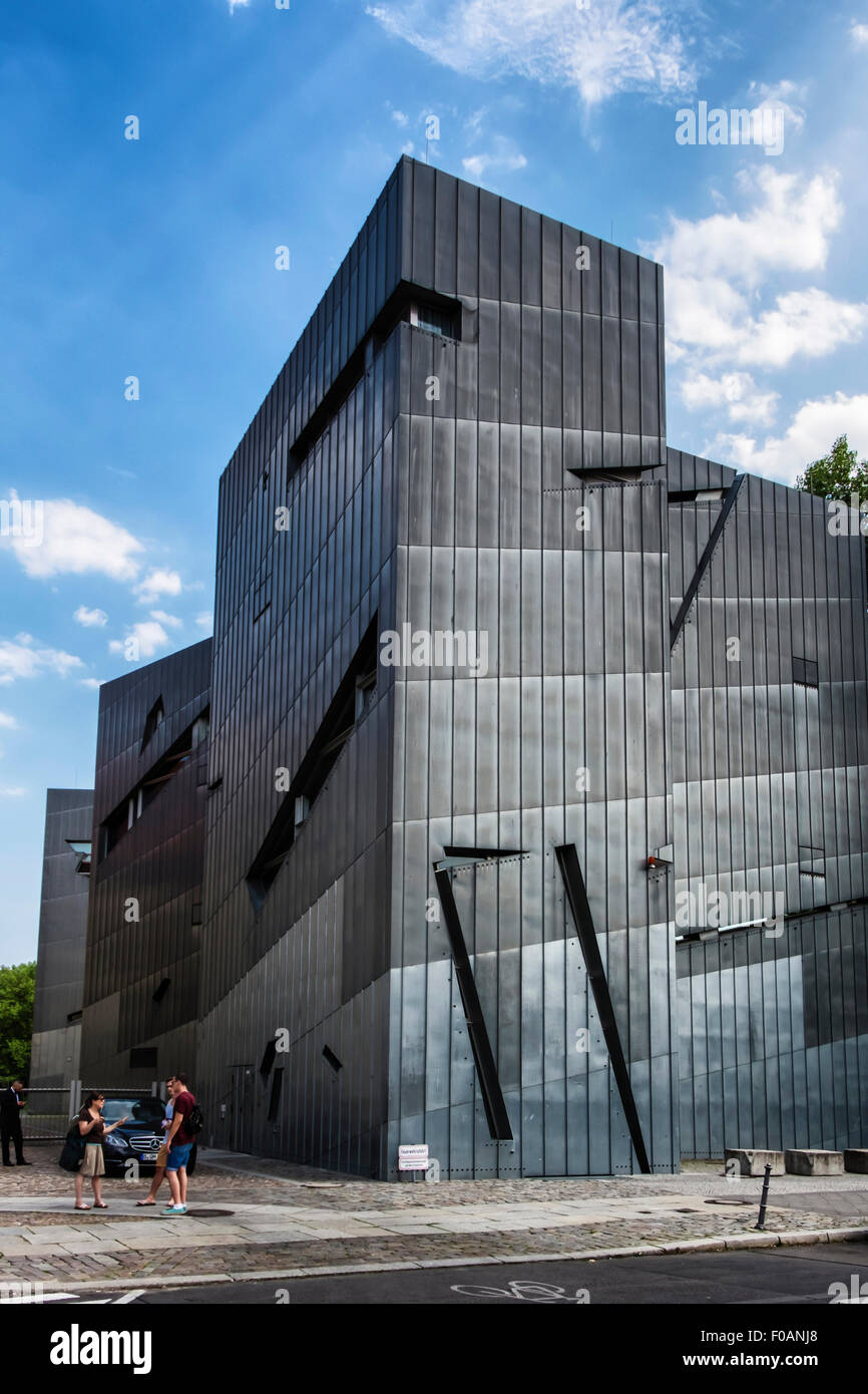 Berlin Jewish Museum Jüdisches Museum New building exterior - modern ...