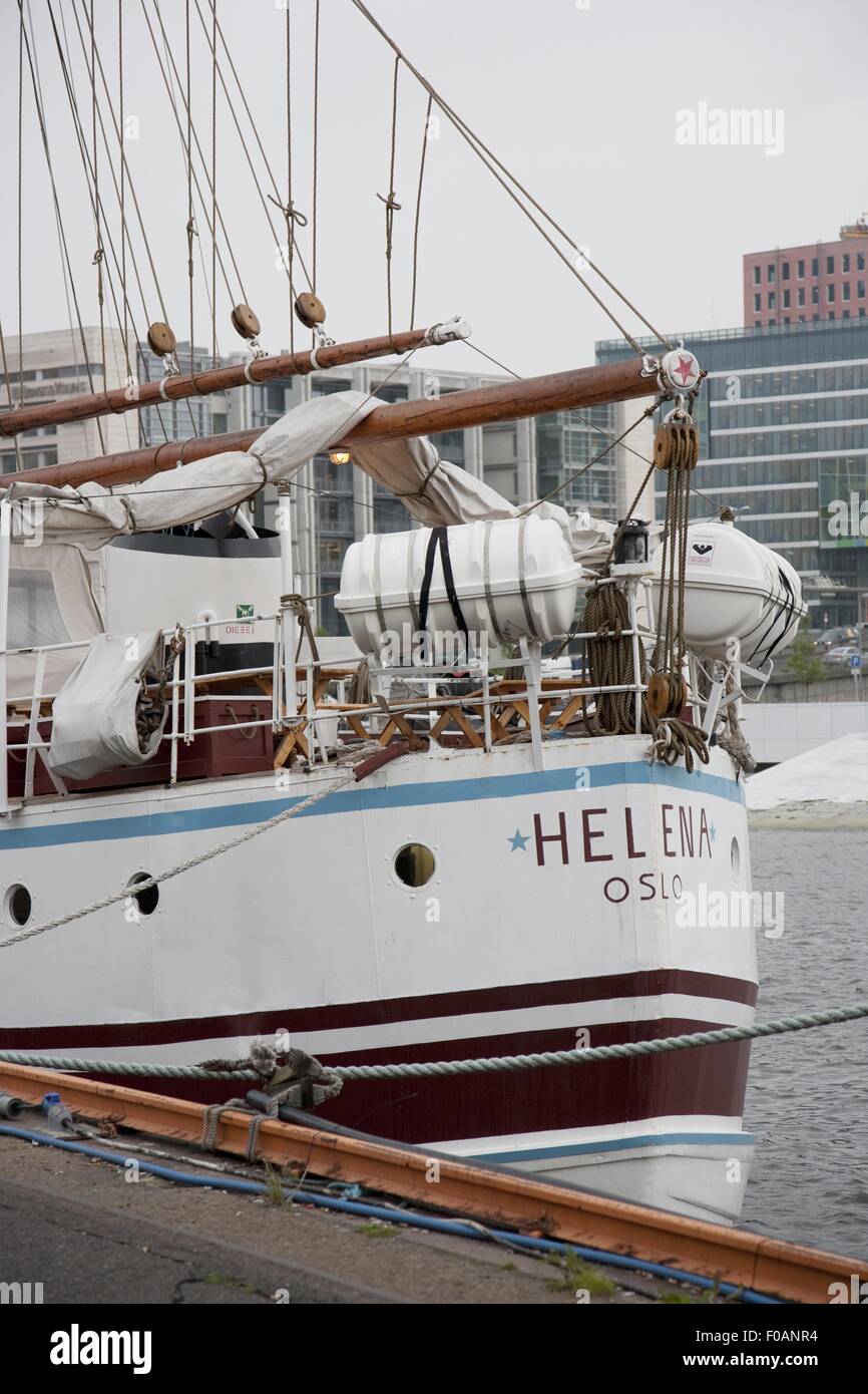 Sailing vessel helena hi-res stock photography and images - Alamy