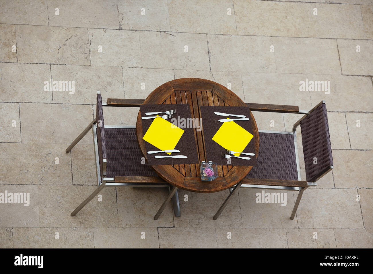Chairs above round hi-res stock photography and images - Alamy