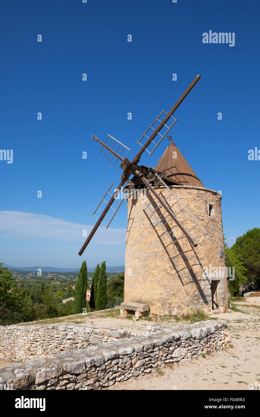 Old stone windmill hi-res stock photography and images - Alamy