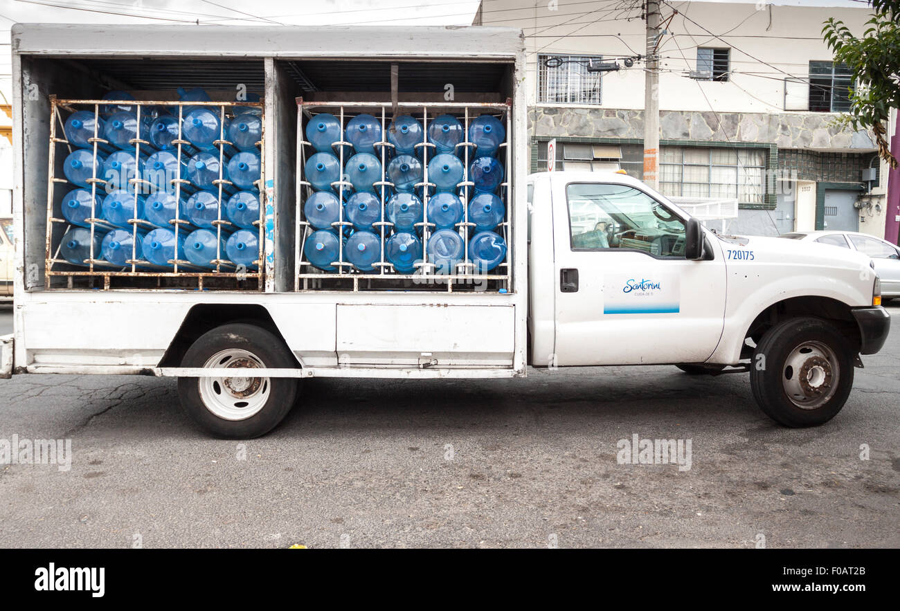 Lorry for water sell. Guadalajara, Jalisco. Mexico Stock Photo - Alamy