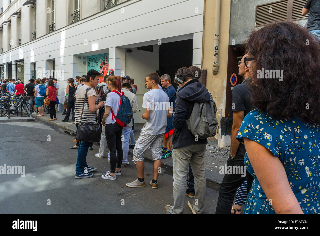 Paris, France, Queuing, Lining up, outside Colette Concept Fashion ...
