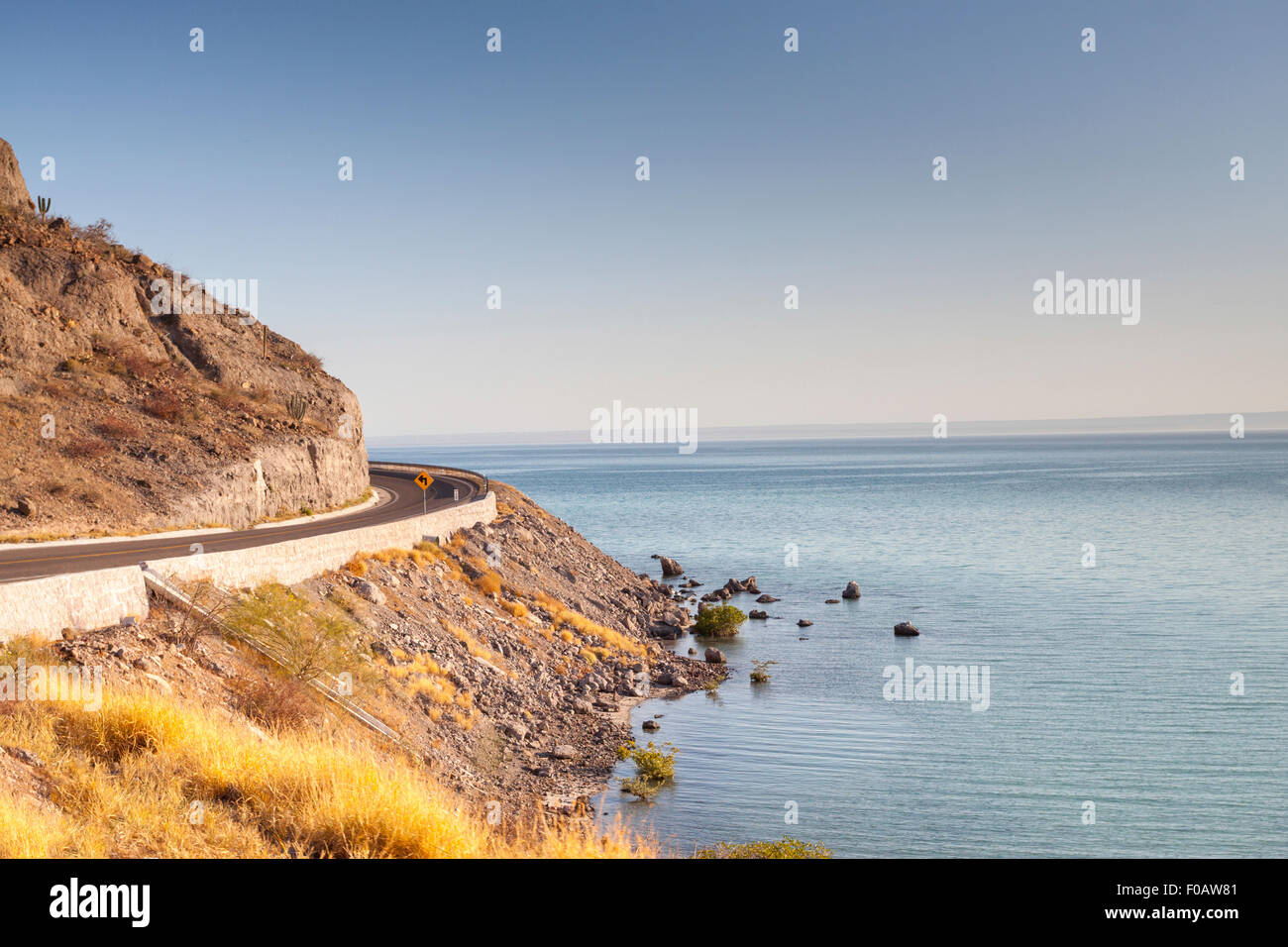 Road baja california sur la paz hi-res stock photography and images - Alamy