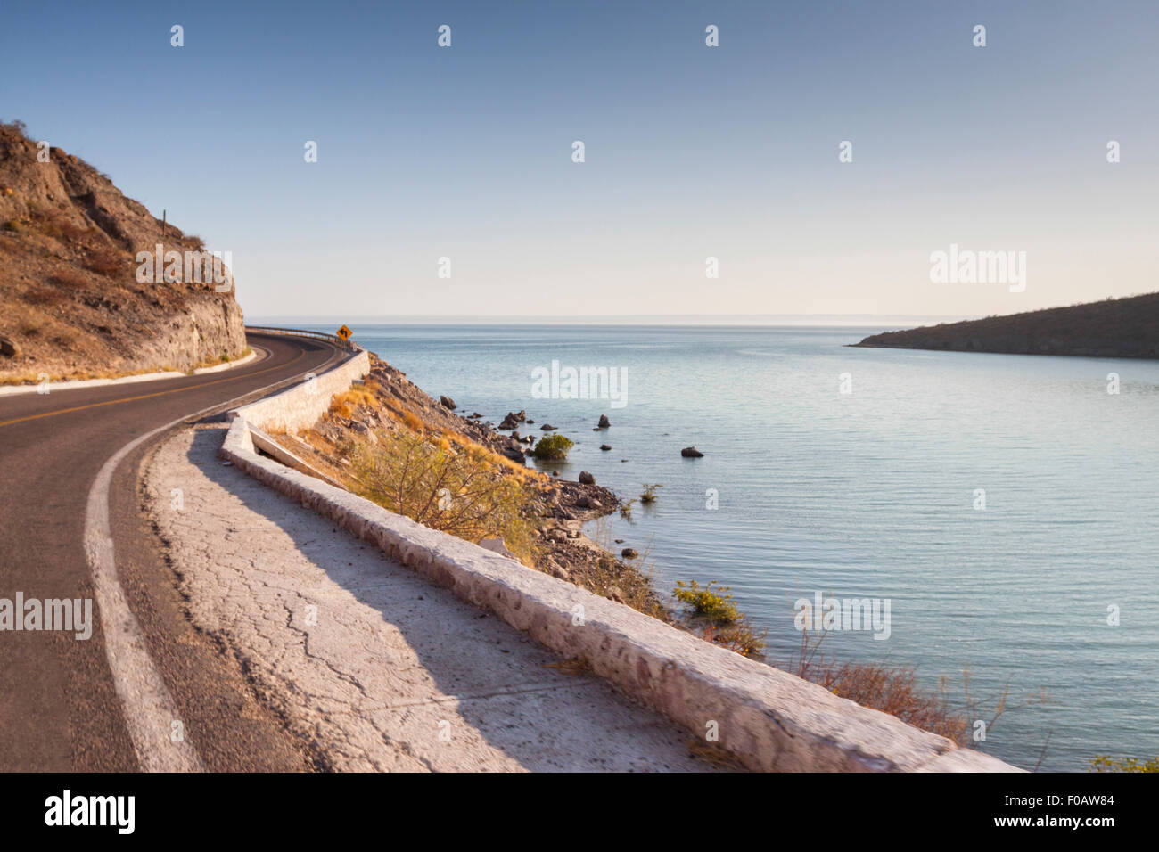 Road baja california sur la paz hi-res stock photography and images - Alamy