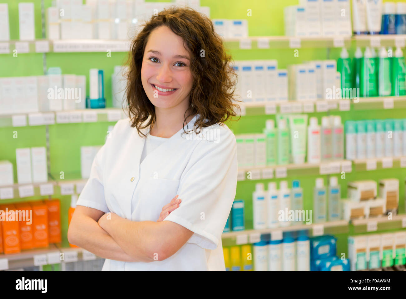 View of an attractive pharmacist at work Stock Photo - Alamy